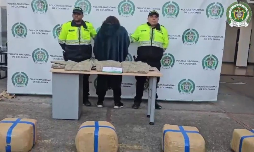 Capturan A Mujer Con Más De 300 Kilos De Marihuana En Parqueadero Del